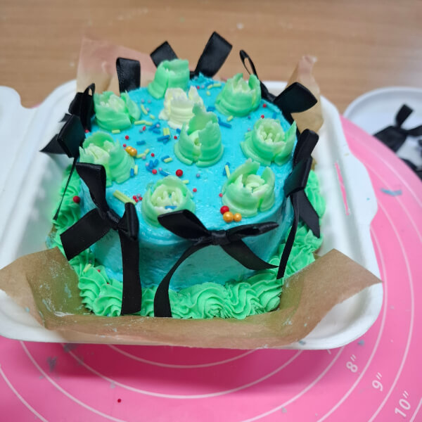 Kids Bento Cake Decorating Workshop and Bake Off London | ClassBento