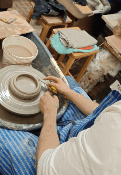 2 Hour Pottery Throwdown Experience Newcastle | Gifts | ClassBento