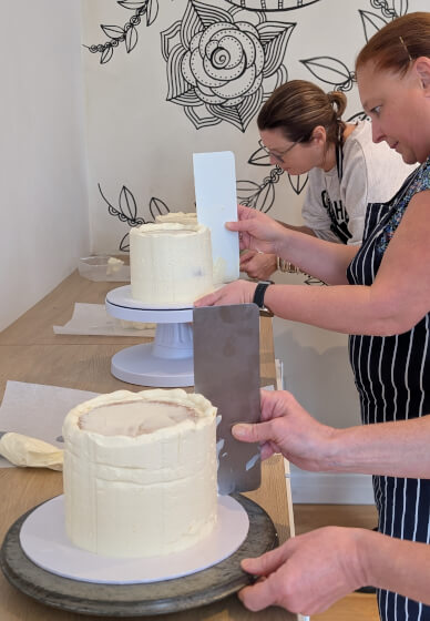 Drip Cake Decorating Class Manchester | Gifts | ClassBento